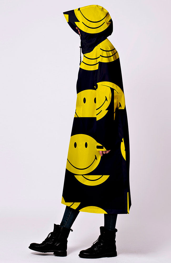Rainkiss unisex Classic Smiley rain poncho made from recycled PET ...